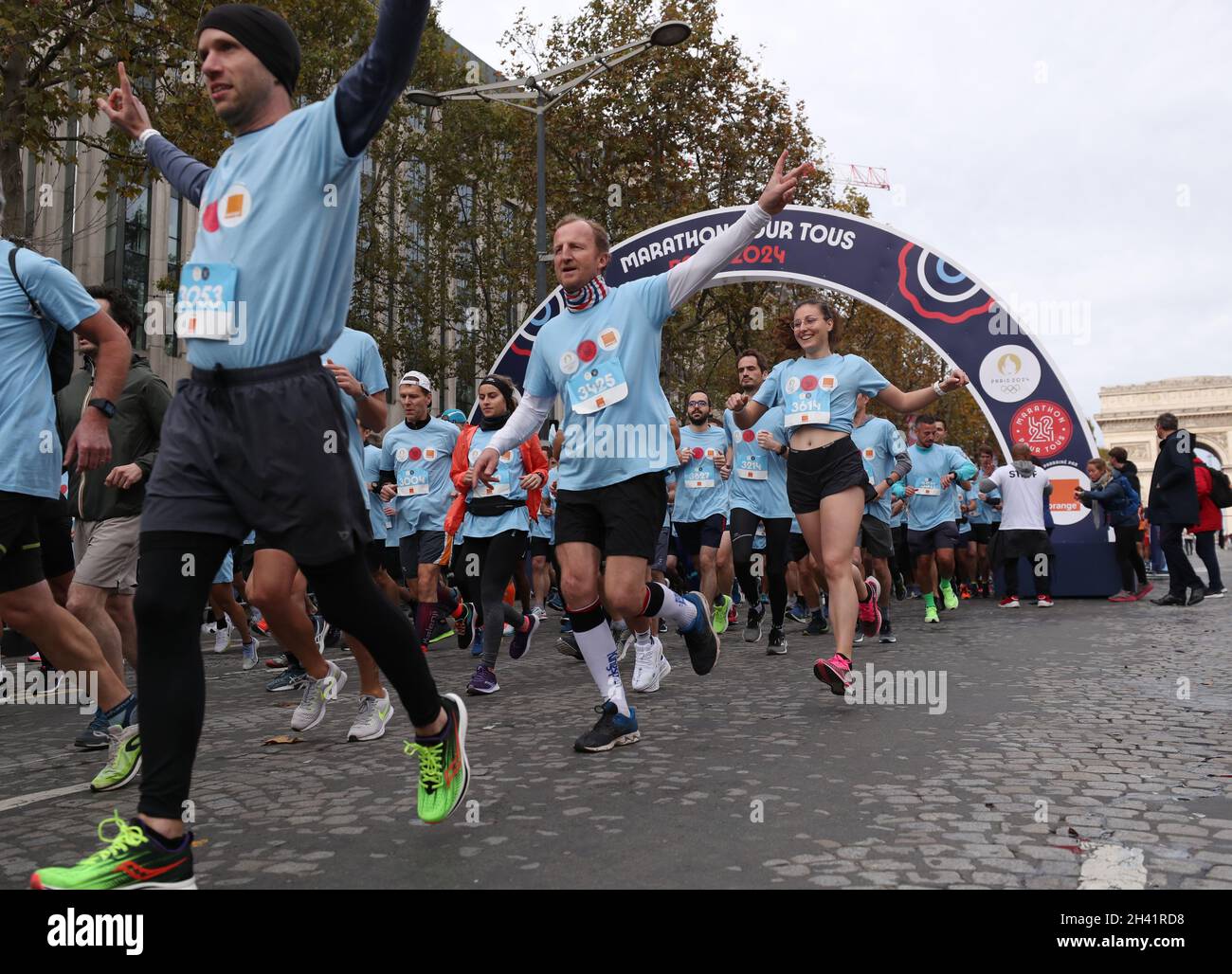 Paris, France. 31st Oct, 2021. Participants compete during the J-1000 ...