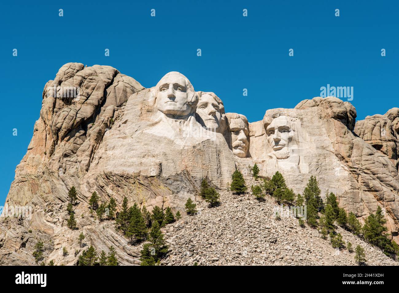 Famous presidents' busts at Mount Rushmore, USA Stock Photo - Alamy