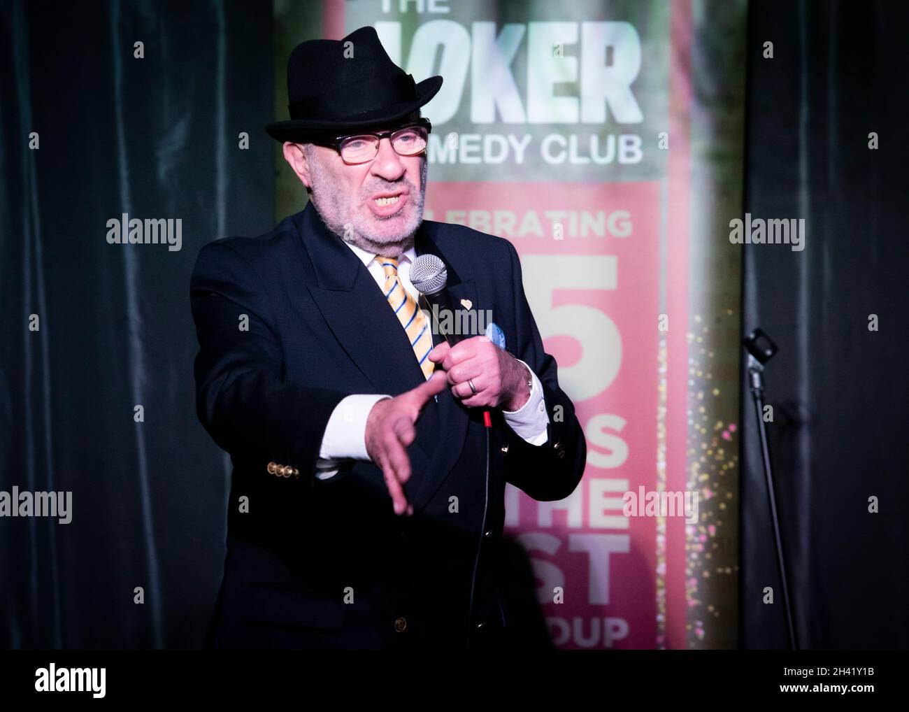 Oldest jewish comedian in the world hi-res stock photography and images ...