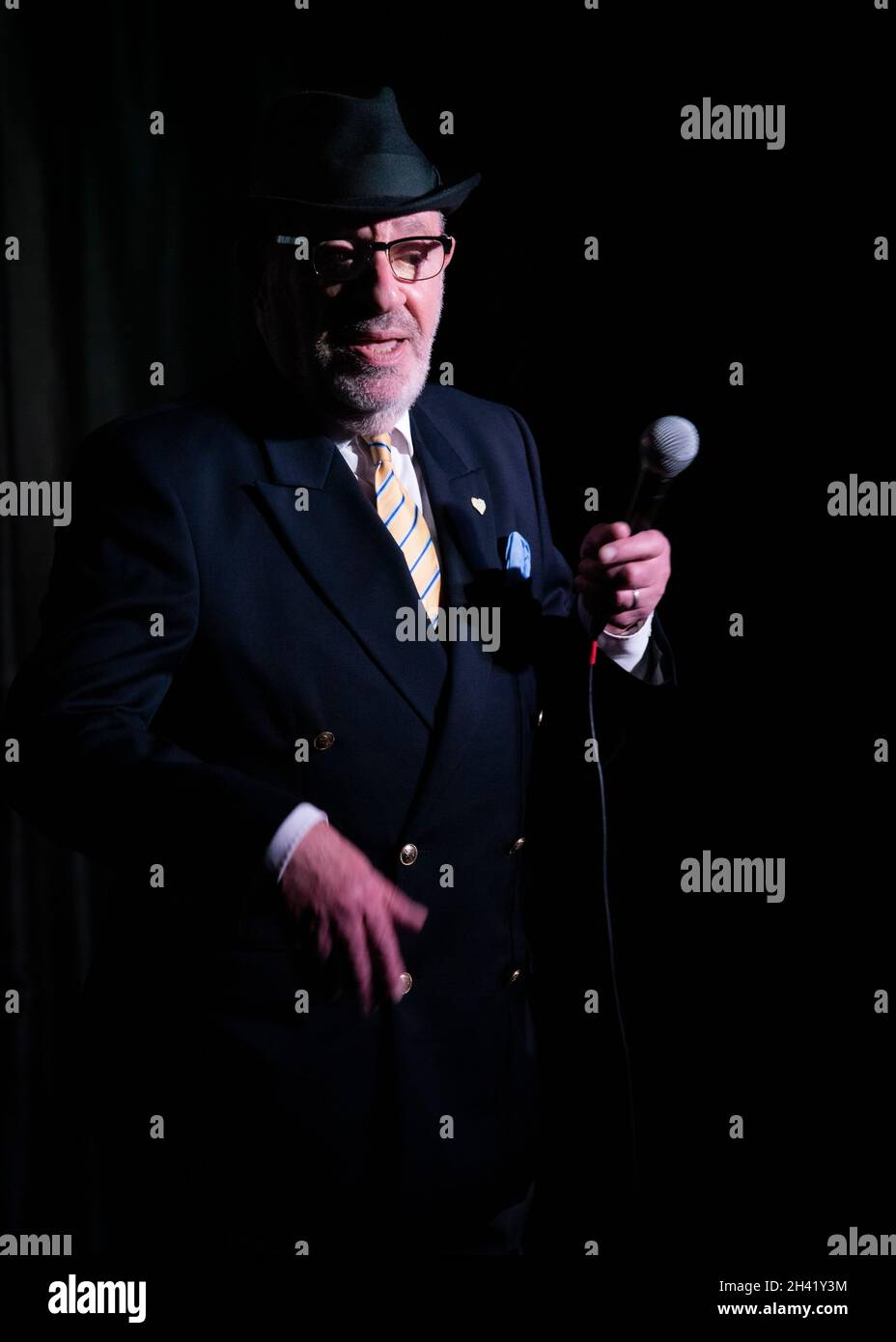 Oldest jewish comedian hi-res stock photography and images - Alamy