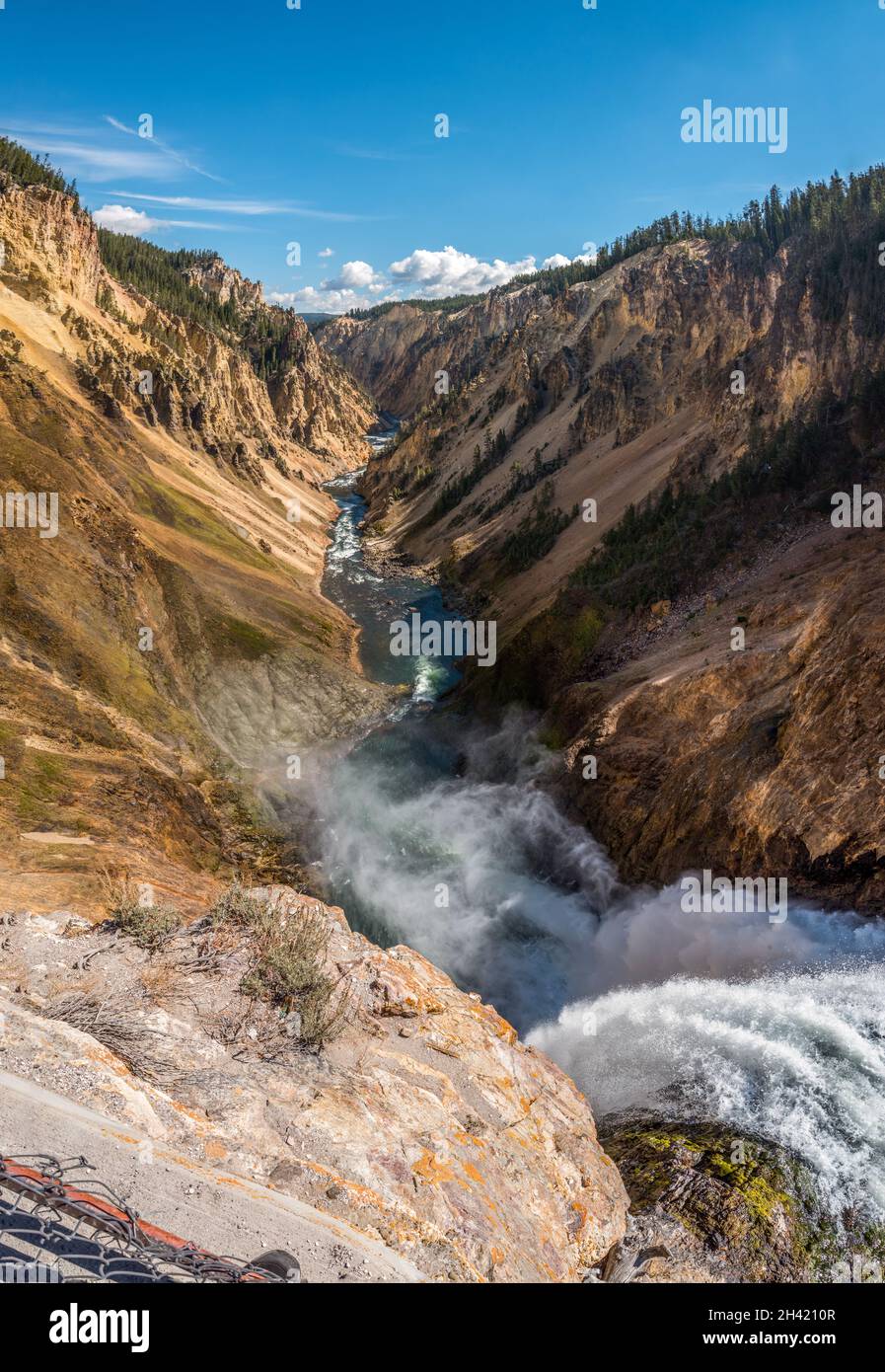 Upper yellowstone river valley hi-res stock photography and images - Alamy