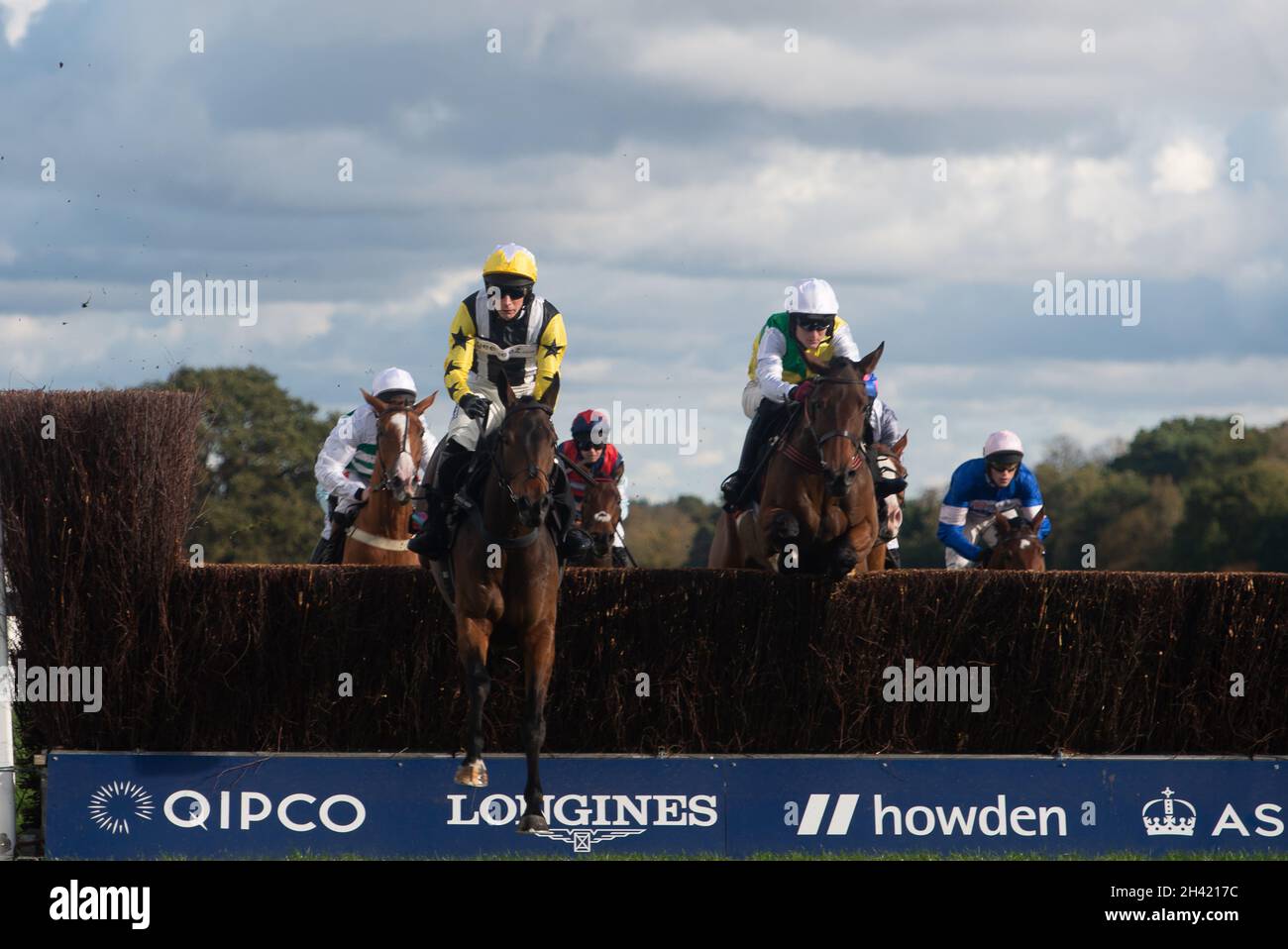 Ascot, Berkshire, UK. 30th October, 2021. Jockey Rex Dingle (L) riding ...