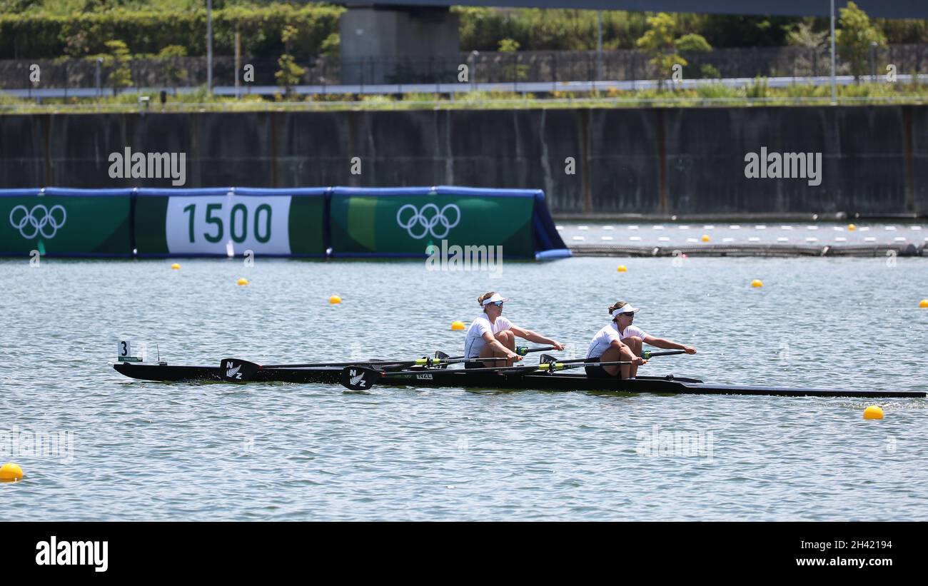 Brooke nisen hi-res stock photography and images - Alamy