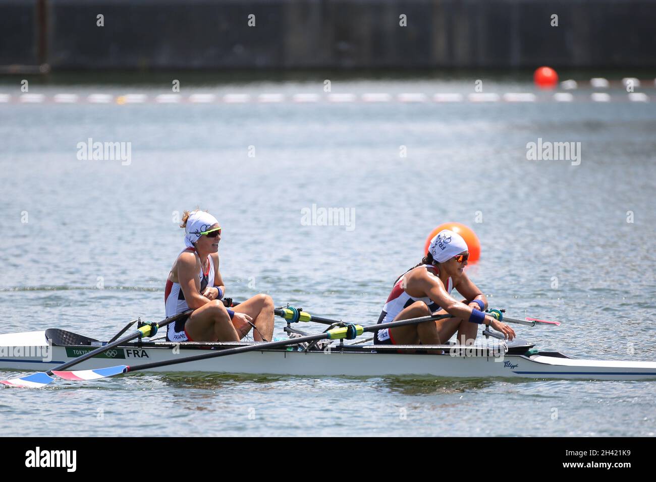 Double hea hi-res stock photography and images - Alamy