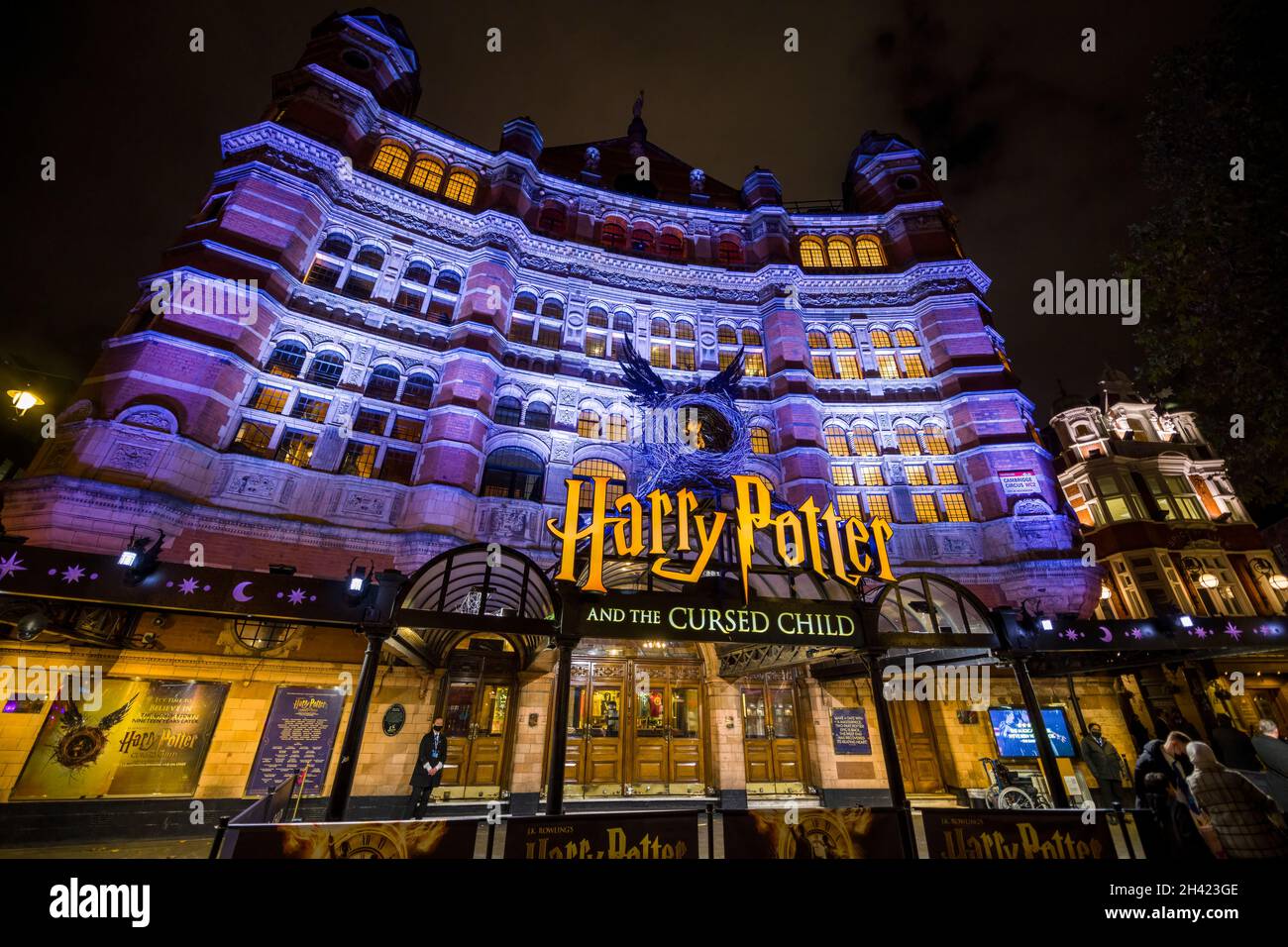 harry potter theatre show, shaftsbury avenue,cambridge circus, wc2 ...