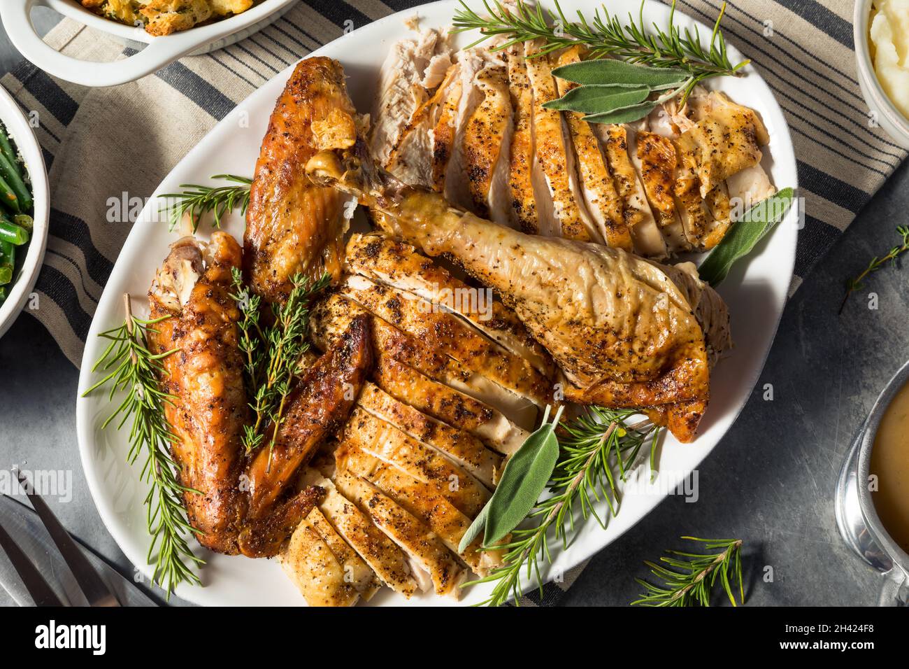 Festive Thanksgiving Day Turkey Dinner with Stuffing Pumpkin PIe and ...