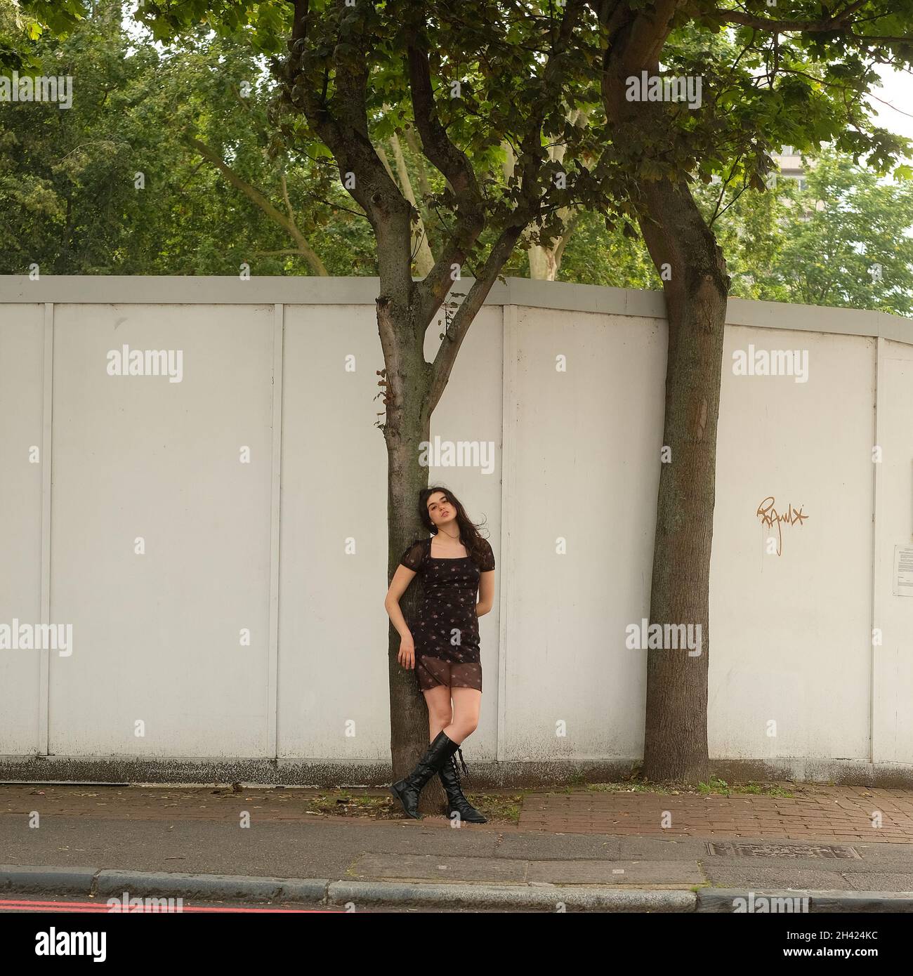 Construction site hoarding hi-res stock photography and images - Alamy