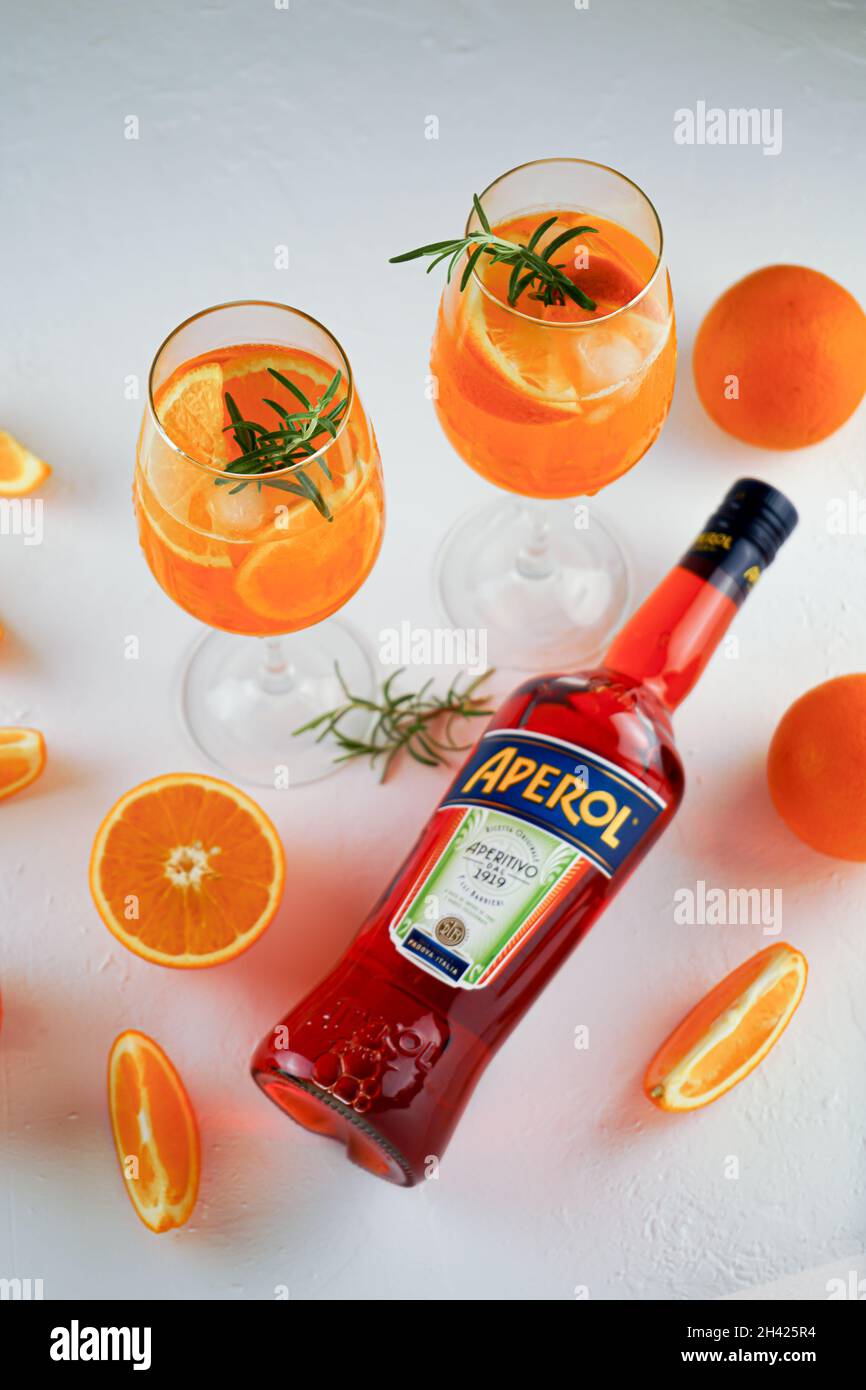 Aperol bottle transparent background hi-res stock photography and ...