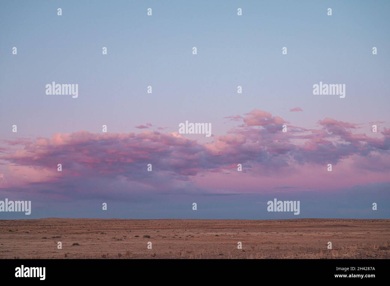 Horizon overland hi-res stock photography and images - Alamy