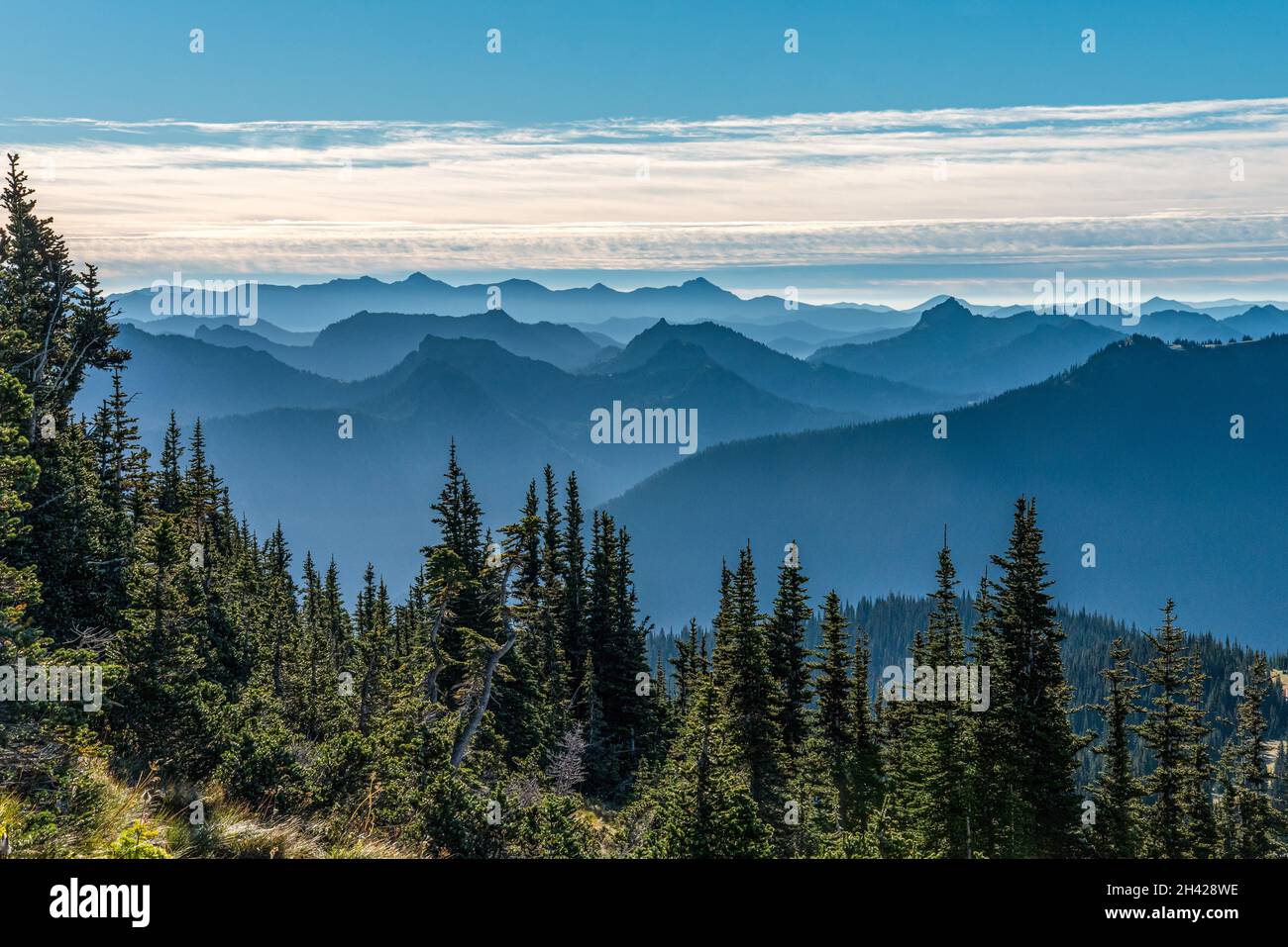 West coast mountain range hi-res stock photography and images - Alamy