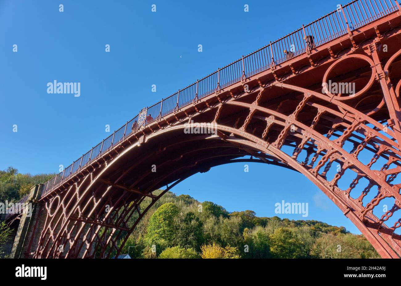 The Iron Bridge at Ironbridge, Shropshire Stock Photo - Alamy