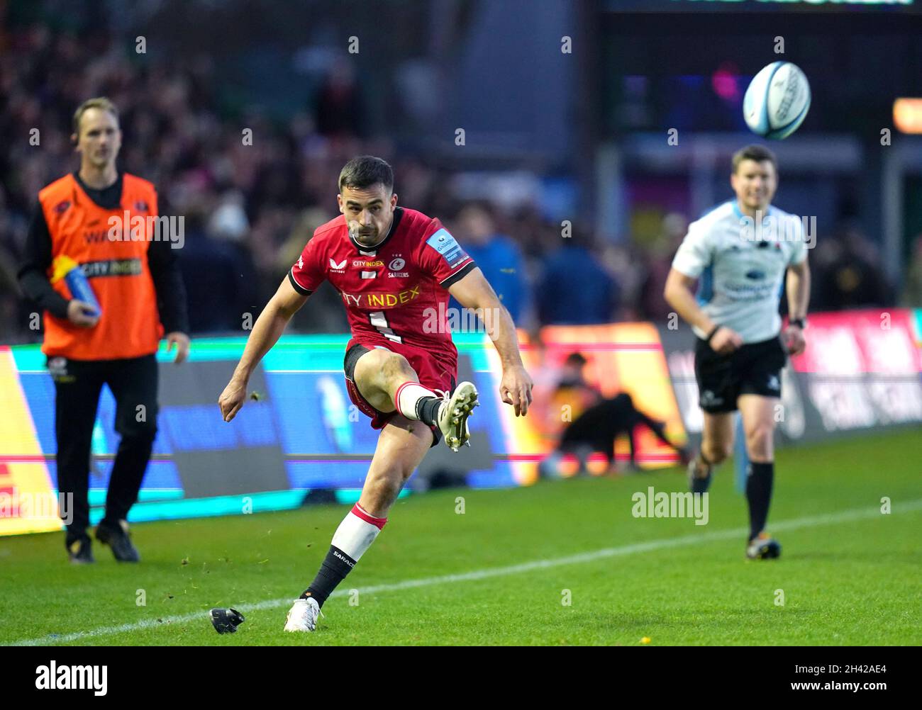 Harlequins saracens gallagher 2021 hi-res stock photography and images ...