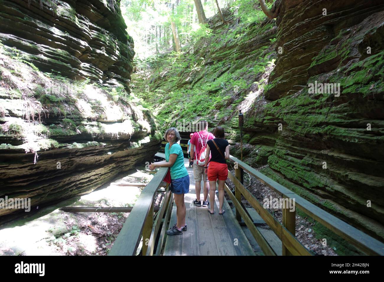 Upper river boat tour, Wisconsin Dells, Wisconsin Stock Photo - Alamy