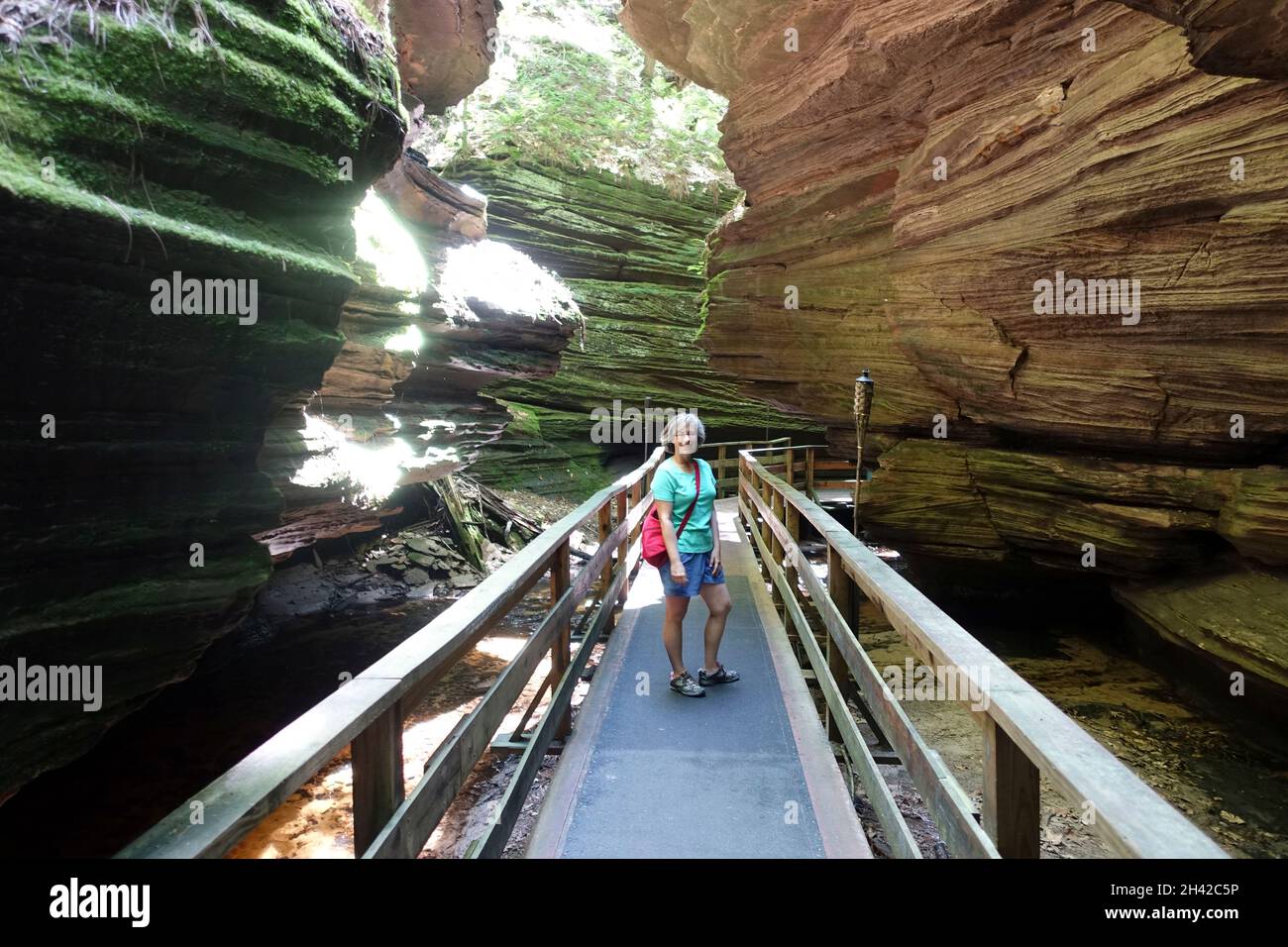 Upper river boat tour, Wisconsin Dells, Wisconsin Stock Photo - Alamy
