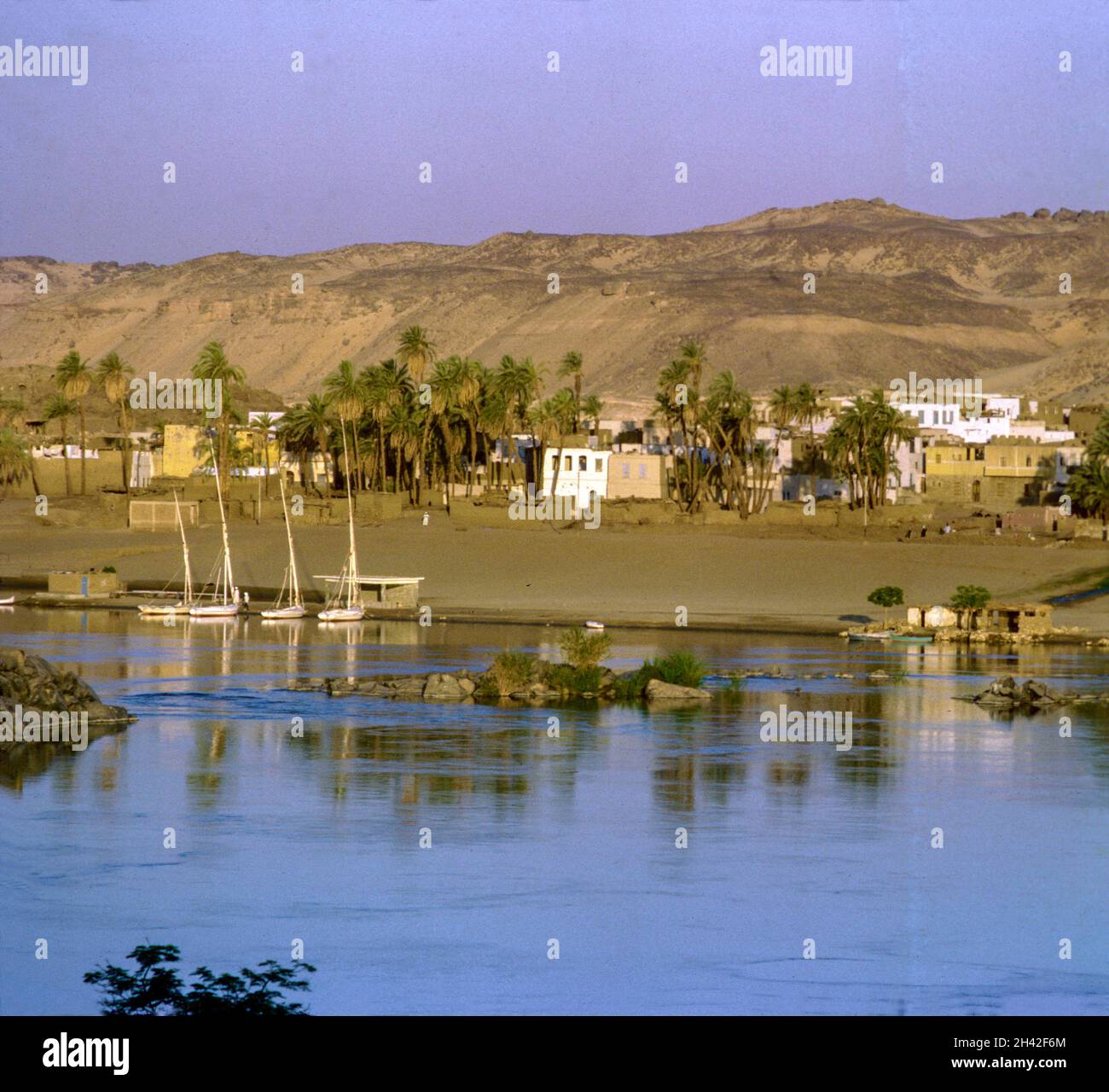 Africa, Egypt, Aswan, River Nile 1976. Across the river to the western ...