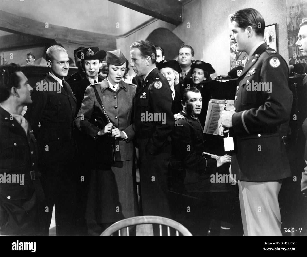 ELEANOR PARKER HUMPHREY BOGART and JAMES BROWN in CHAIN LIGHTNING 1950 ...