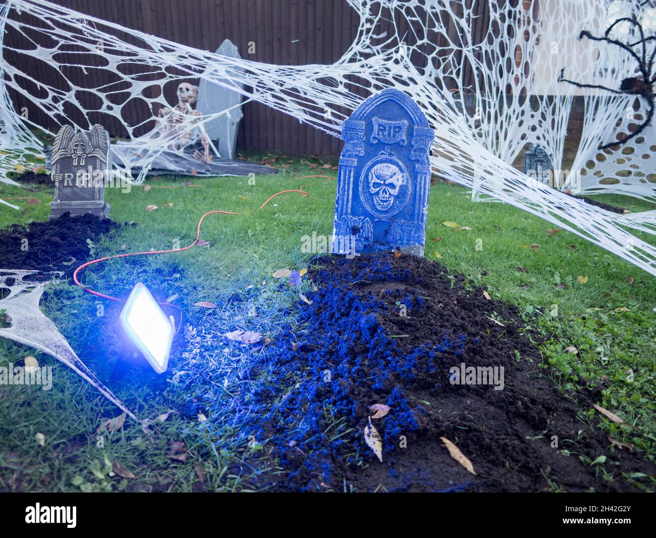 Rainham, Kent, UK. 31st Oct, 2021. A 'spooktacular' Halloween House on ...