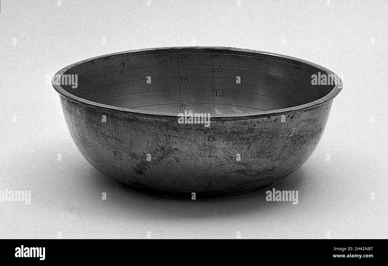 Pewter bleeding bowl, graduated, no handle, 18th to 19th century Stock ...