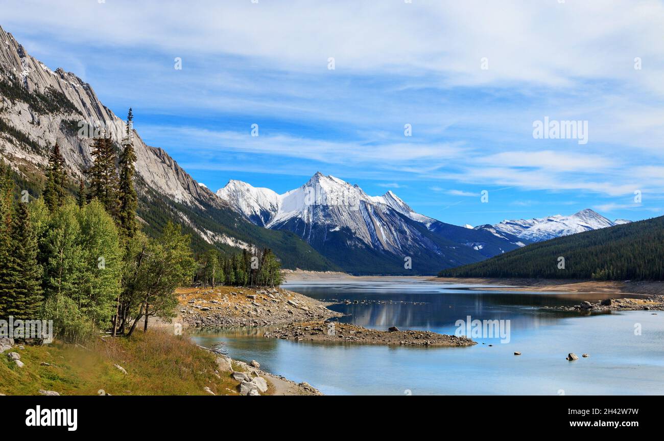 The famous Medicine Lake Alberta in Canada Stock Photo - Alamy