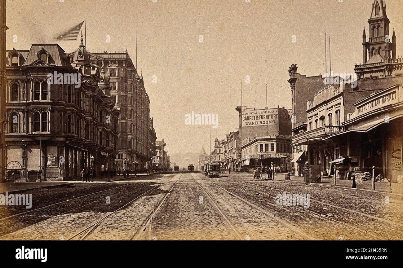Street scene showing streetcar hi-res stock photography and images - Alamy