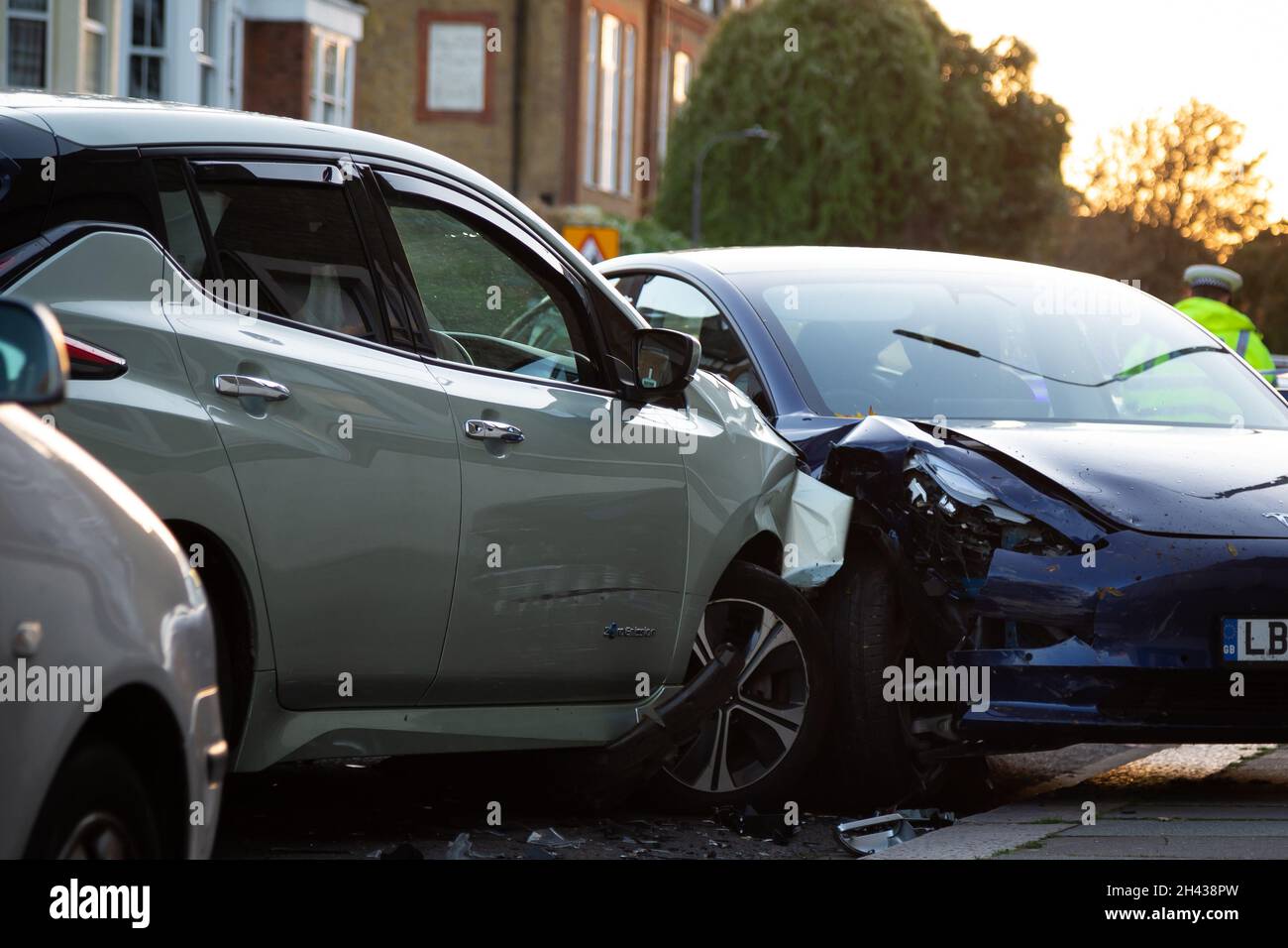 Car accident london hi-res stock photography and images - Alamy