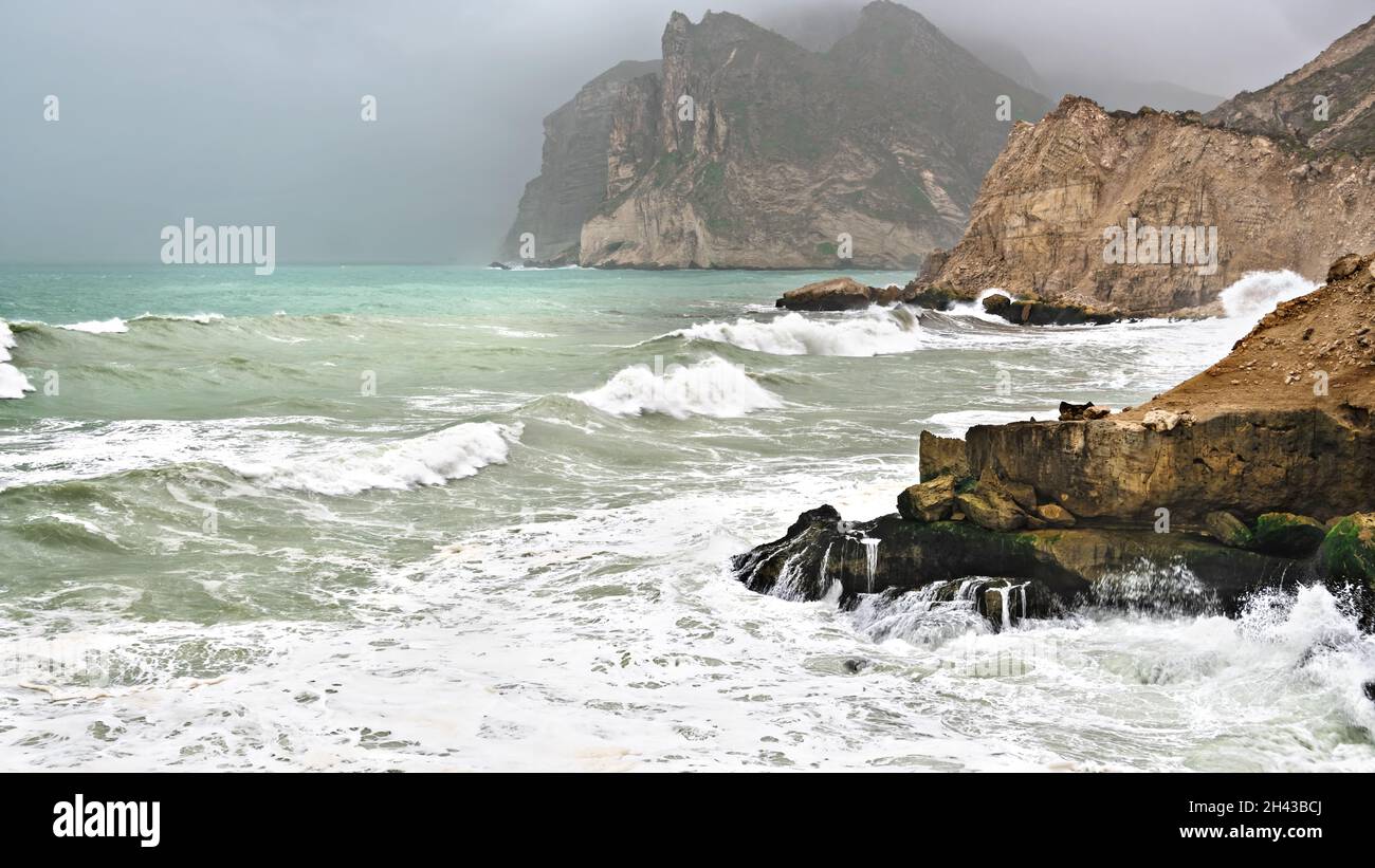 Mist weather beach hi-res stock photography and images - Alamy