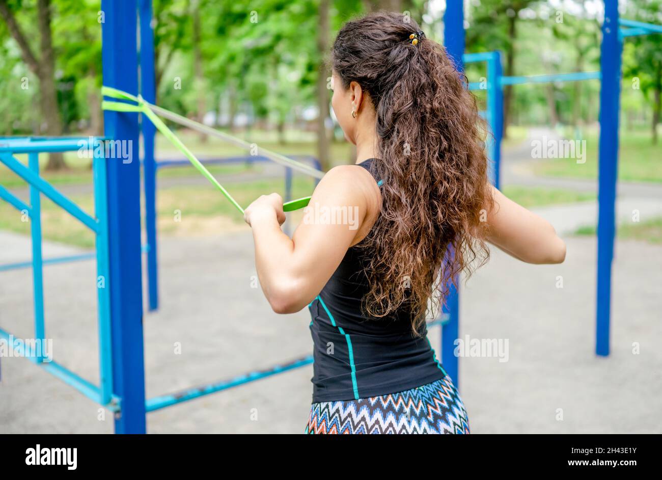 Girl workout outdoors Stock Photo - Alamy