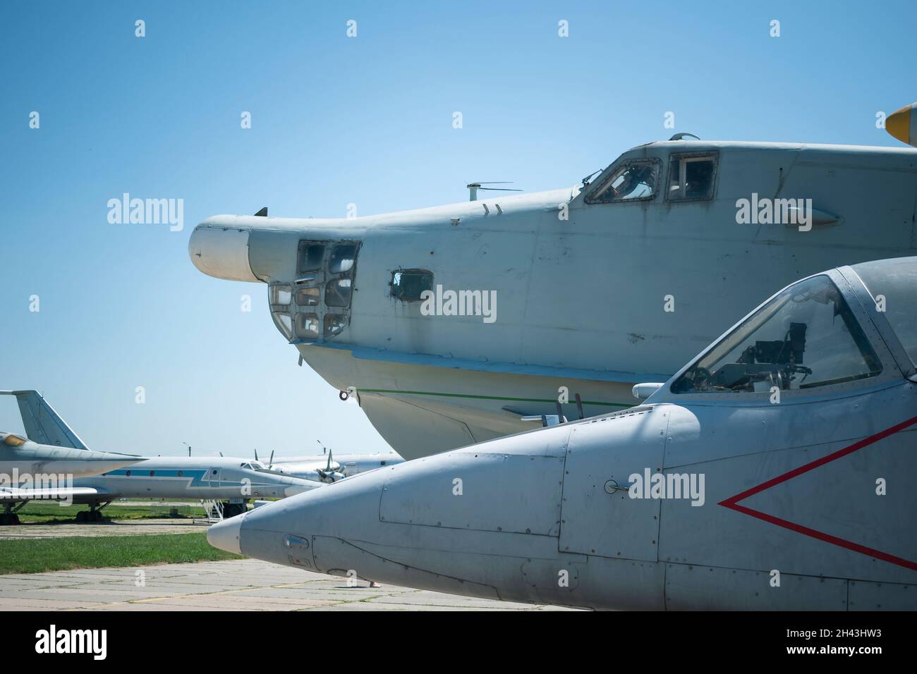 Amphibious water bomber hi-res stock photography and images - Alamy