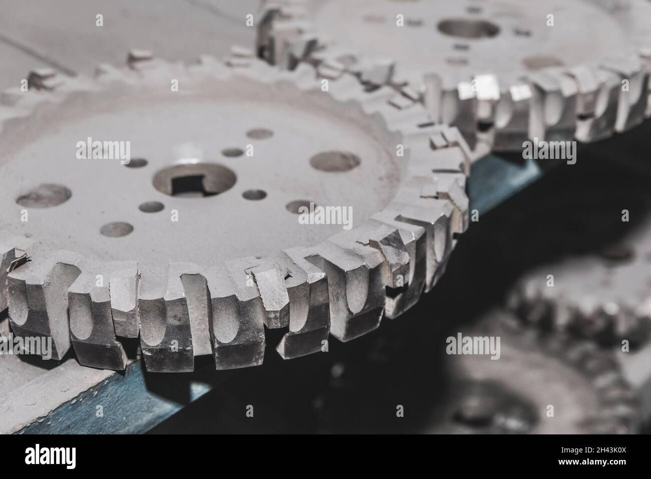 Disc cutters for metal processing, iron equipment for rough milling ...