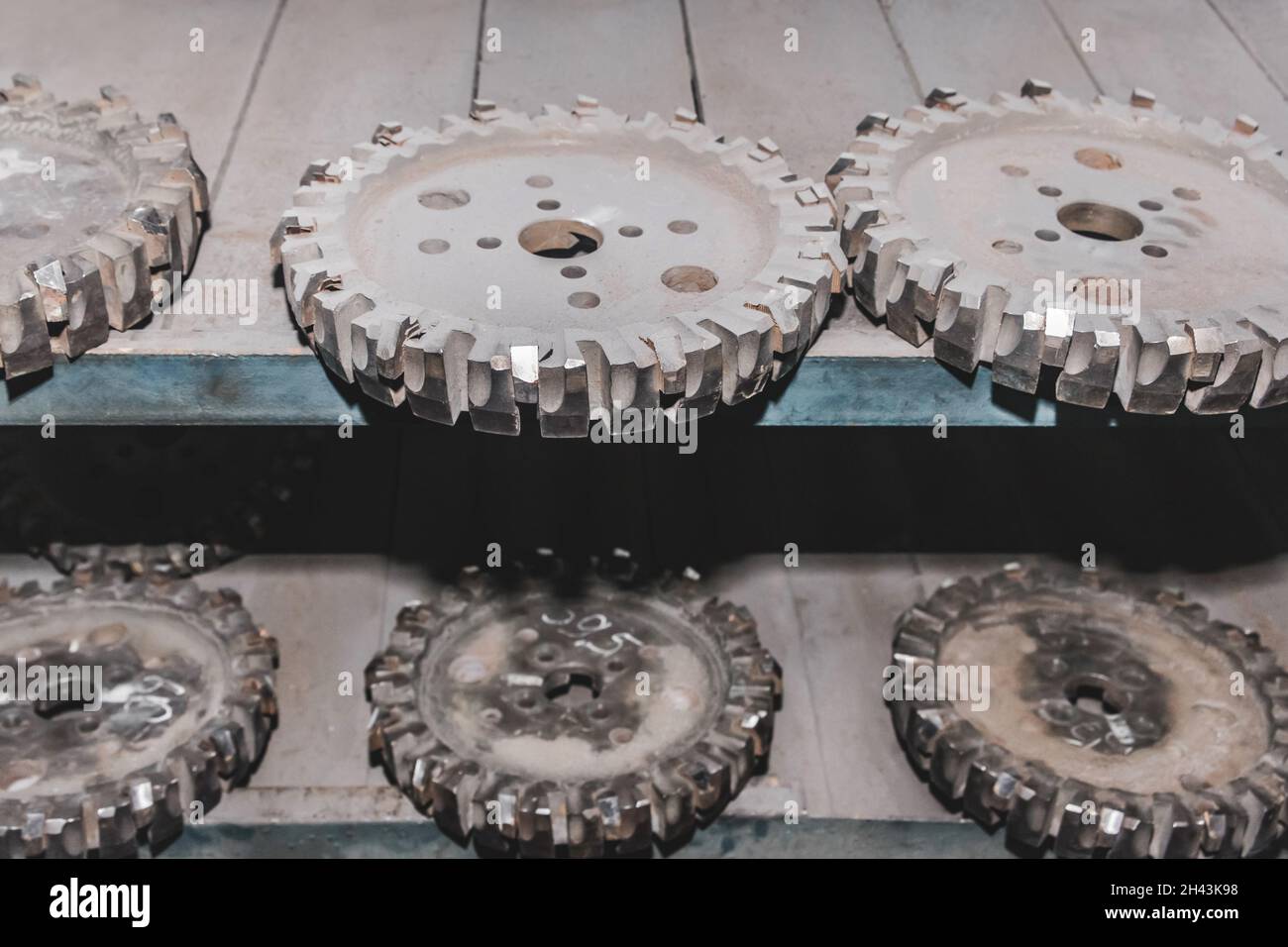 Disc cutter hi-res stock photography and images - Alamy