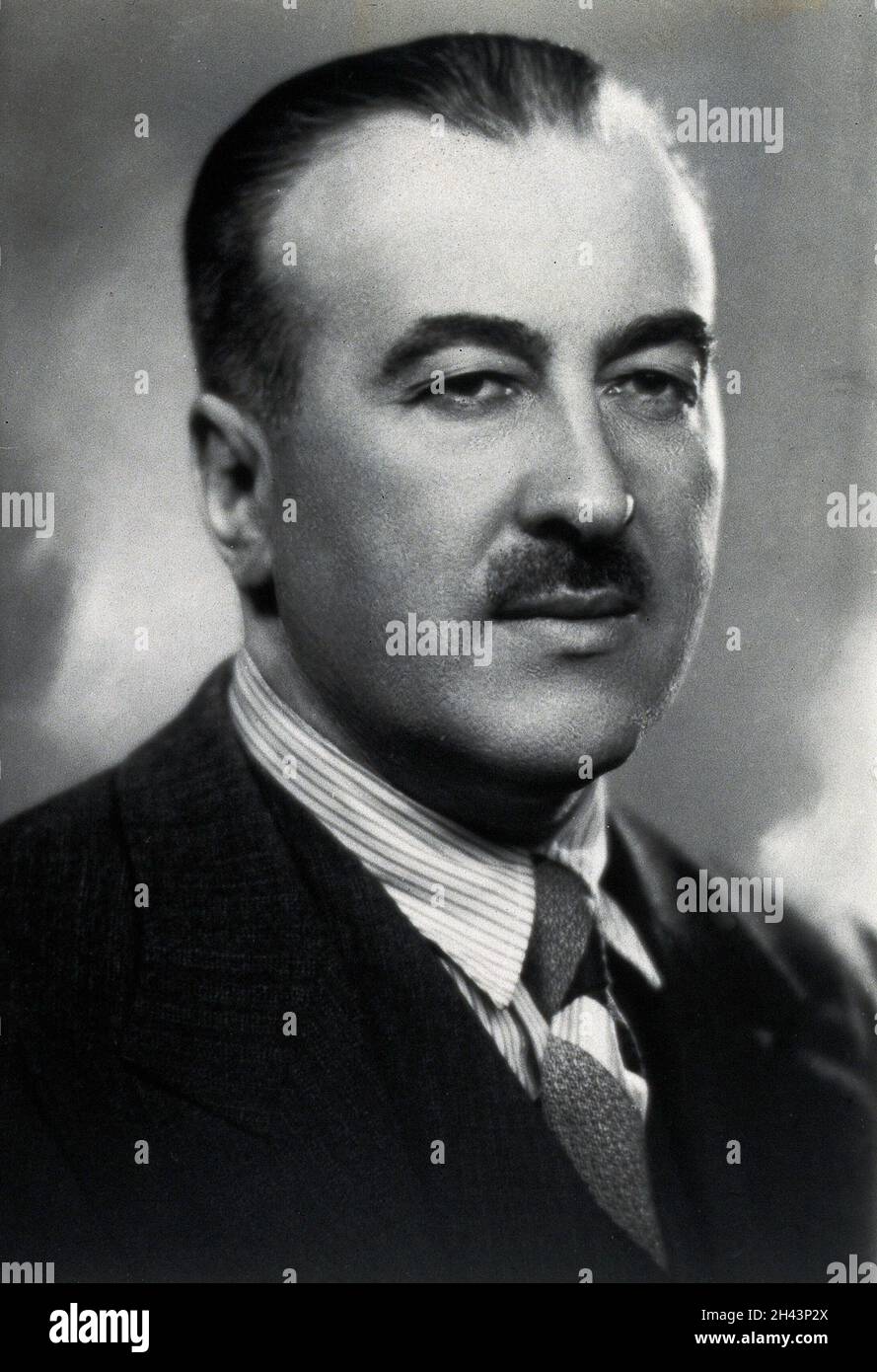 Paulian hi-res stock photography and images - Alamy