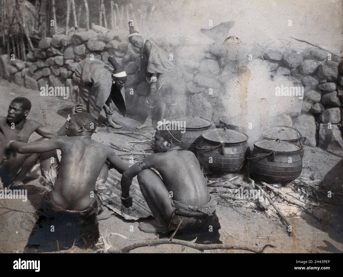 South Africa: African people at Chief Latumba's kraal near Zwarkop ...