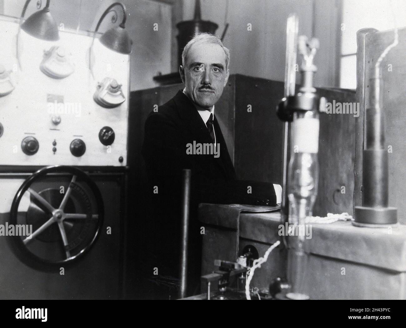 Maurice de Broglie in his laboratory. Photograph by Bonney, Paris Stock ...