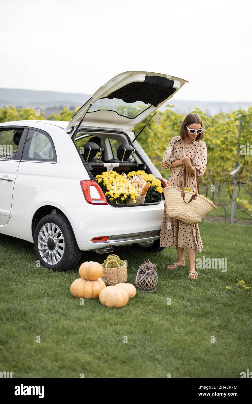 Girl grapes hi-res stock photography and images - Alamy