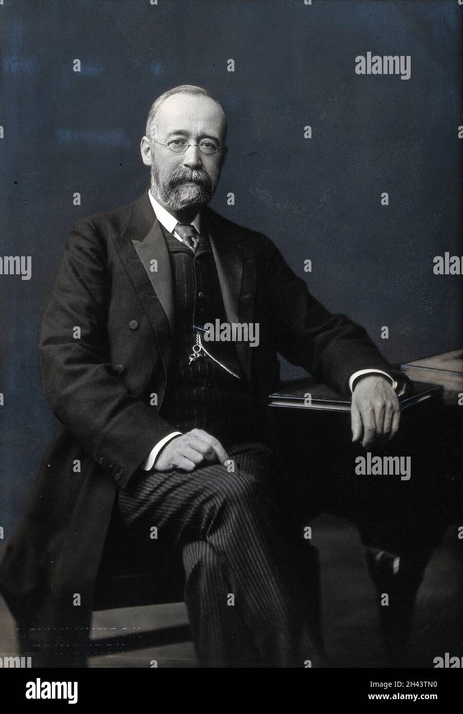 John thomson photograph hi-res stock photography and images - Alamy