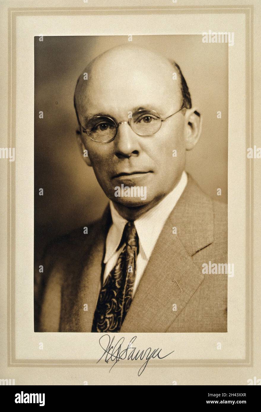 Biography photograph hi-res stock photography and images - Alamy