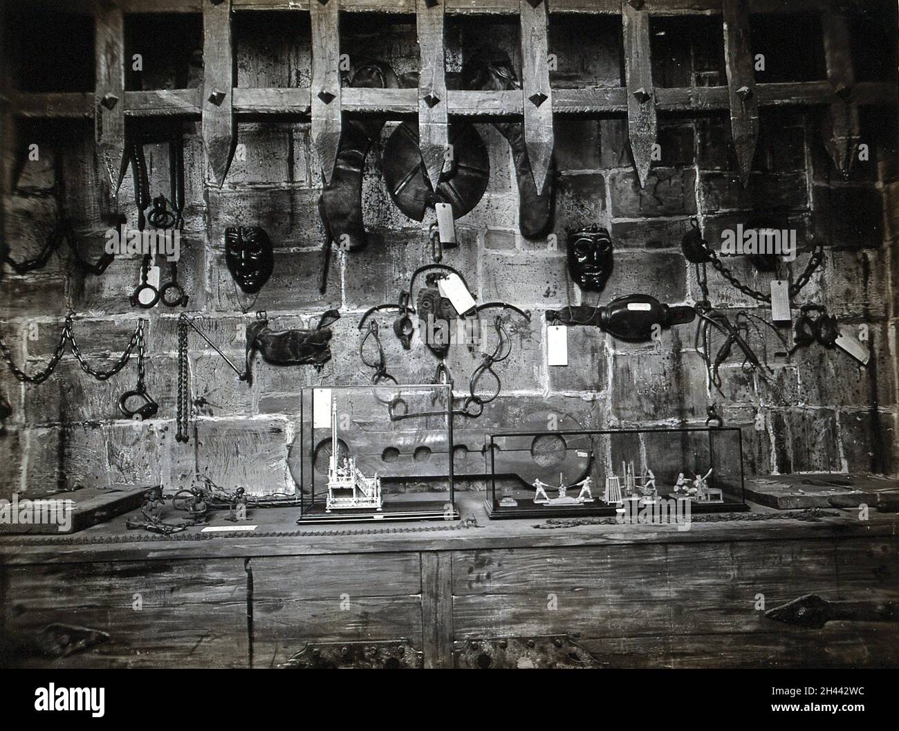Wellcome Historical Medical Museum, Wigmore Street, London: a display ...