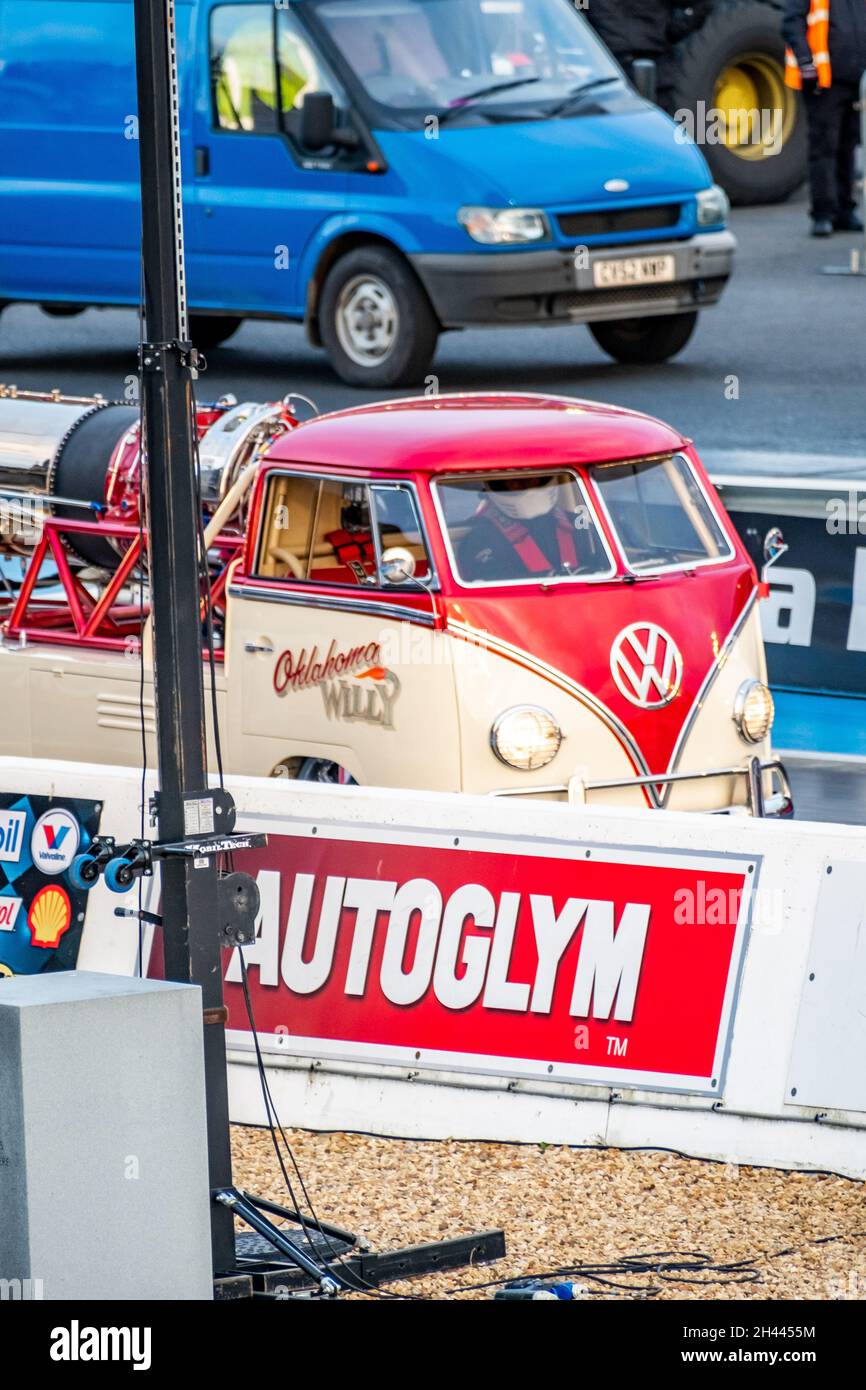 Oklahoma Willy jet van on the Santa Pod drag strip at the Flame ...