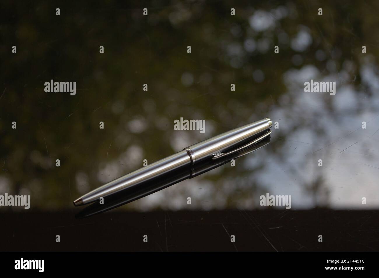 Silver pen point hi-res stock photography and images - Alamy