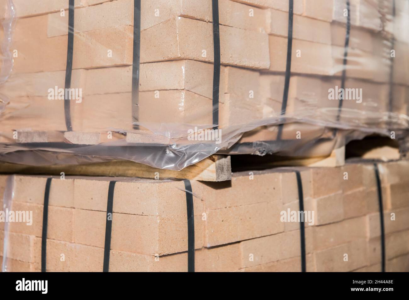 Refractory hi-res stock photography and images - Alamy