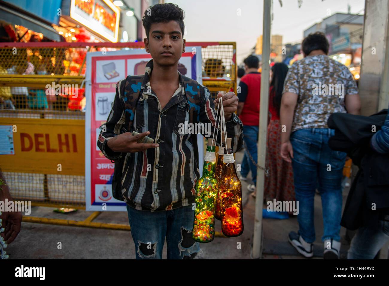 Diwali festival boy hi-res stock photography and images - Alamy