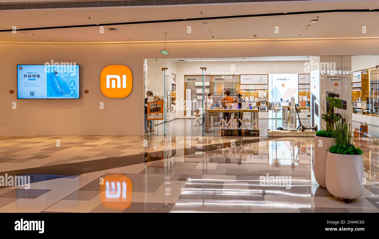 Electronic signage china hi-res stock photography and images - Alamy