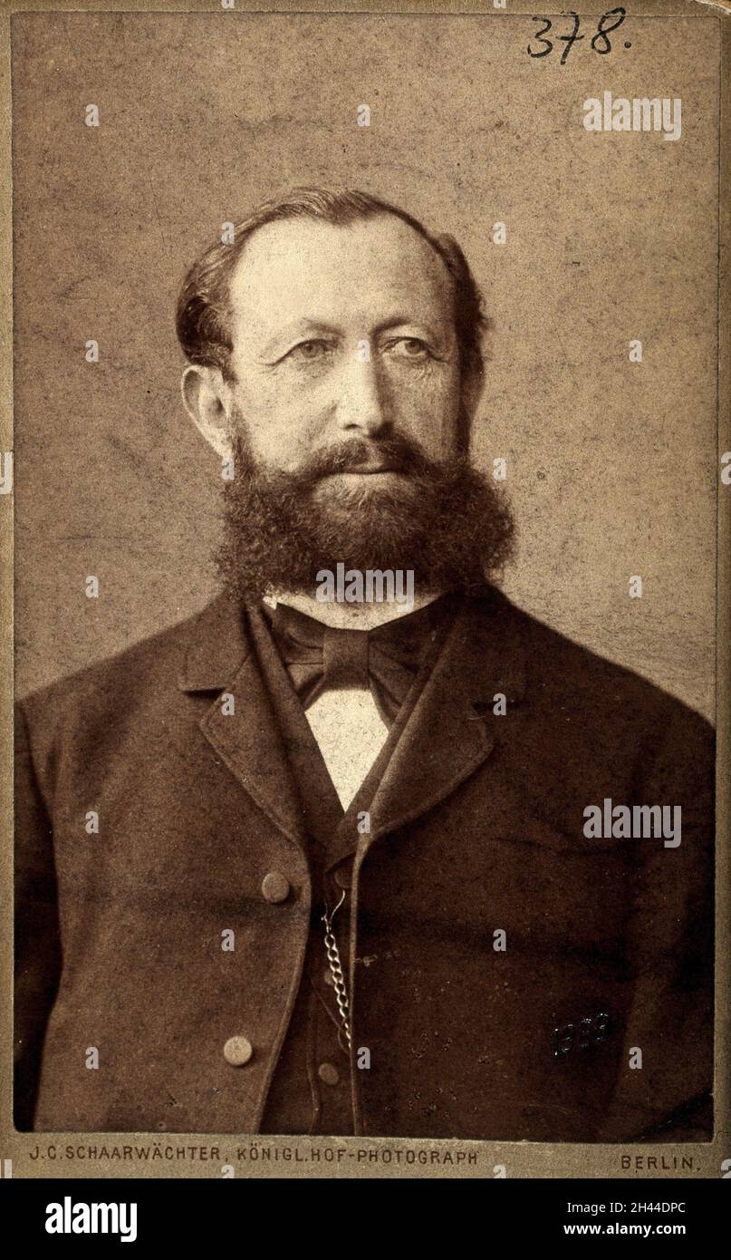 Hermann Senator. Photograph by J.C. Schaarwächter Stock Photo - Alamy