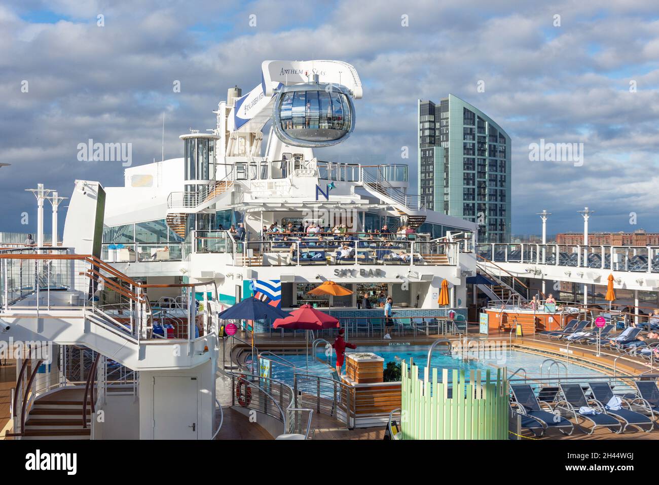 Pool Deck, Royal Caribbean 'Anthem of the Seas' cruise ship at berth ...