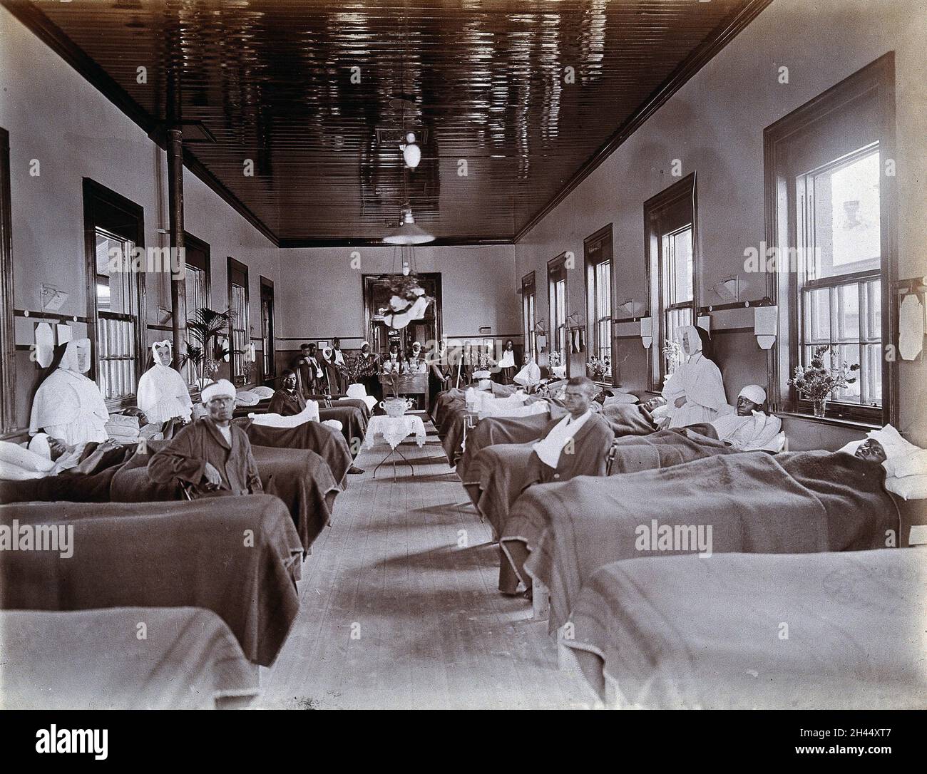 Johannesburg Hospital, South Africa: hospital ward with male patients ...