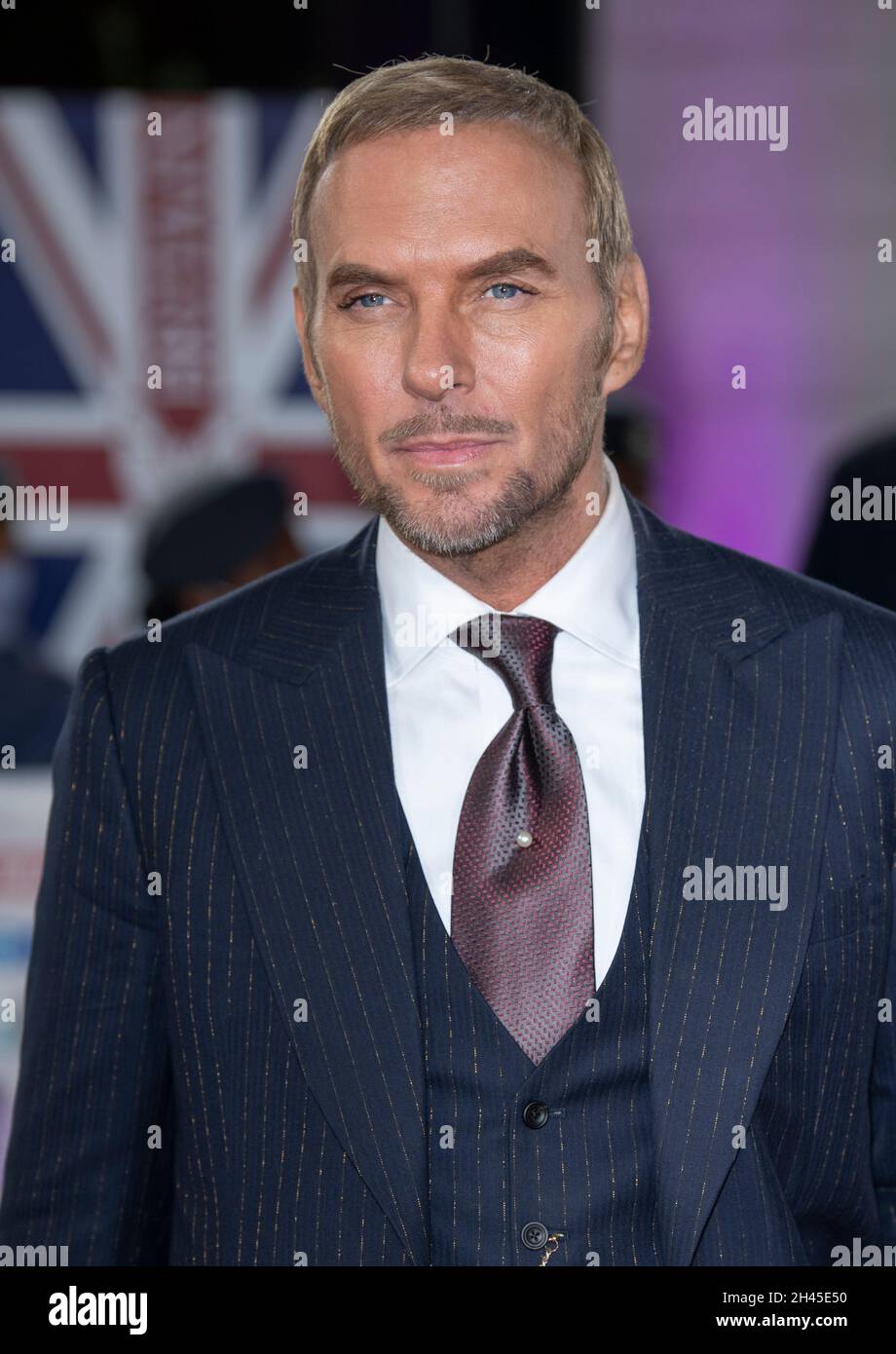 LONDON - ENGLAND 30 OCT: Matt Goss attends the Pride of Britain awards ...