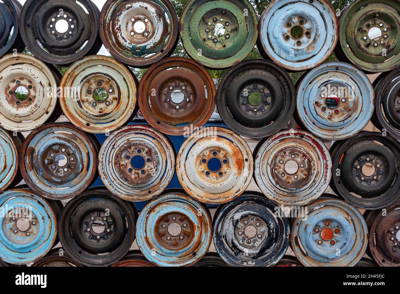 Cylindrical rim structure hi-res stock photography and images - Alamy