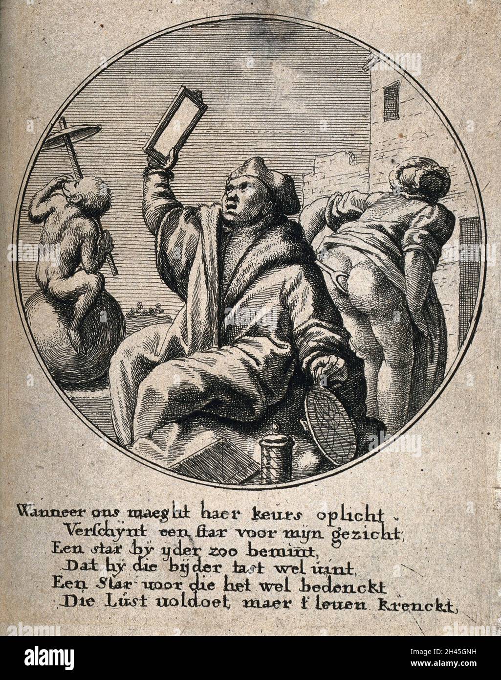 Ape mirror hi-res stock photography and images - Alamy