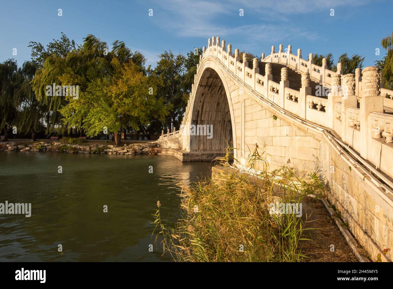 The jade palace hi-res stock photography and images - Alamy