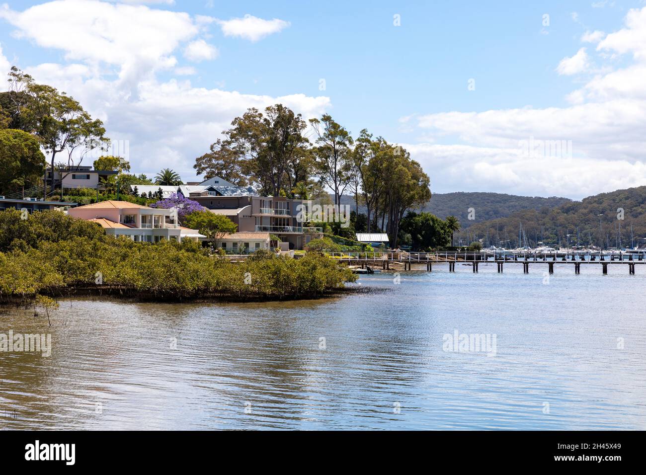 Sydney suburb of Church point and waterfront properties on Pittwater ...